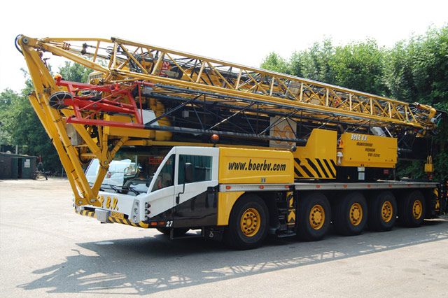 Boer BV | Mobiele torenkranen